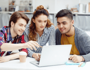 Peer-to-Peer Learning - Examples, Benefits & Challenges | Paradiso LMS